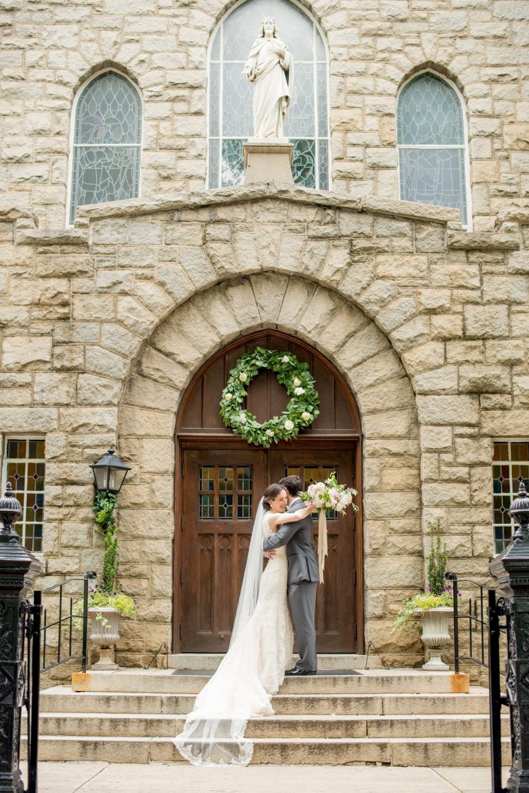 The Pavilion at Angus Barn Raleigh Wedding Photos